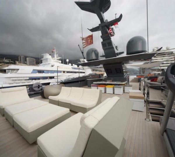 Yacht SEA FORCE ONE, Admiral | CHARTERWORLD Luxury Superyacht Charters